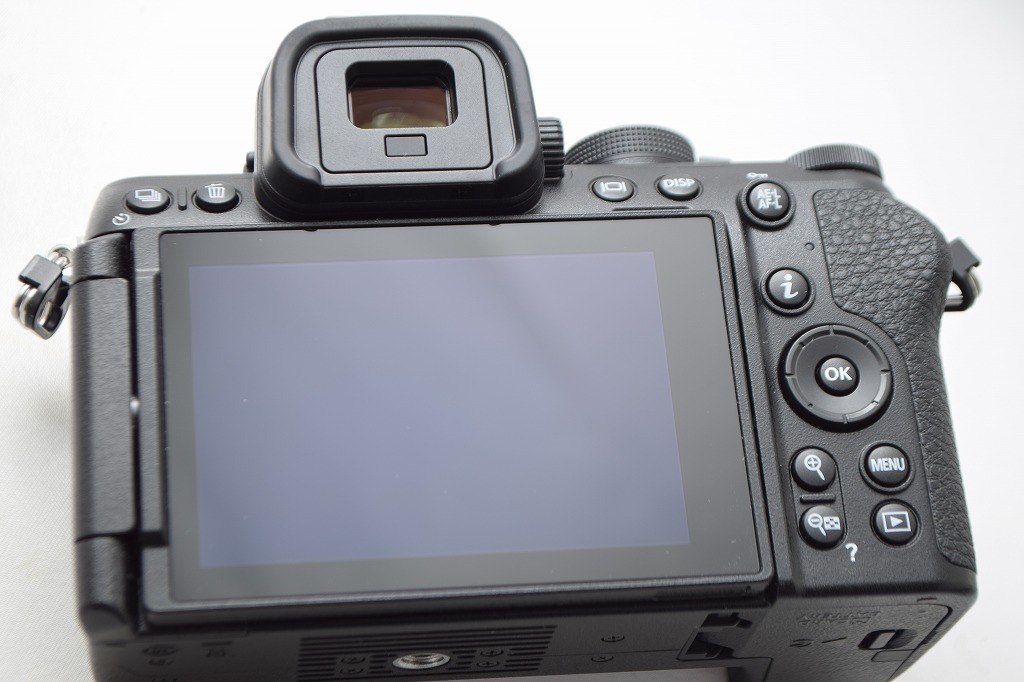 Yahoo!オークション - 極上品 Nikon ニコン Z50 Ⅱ ボディ 元箱付・シ...