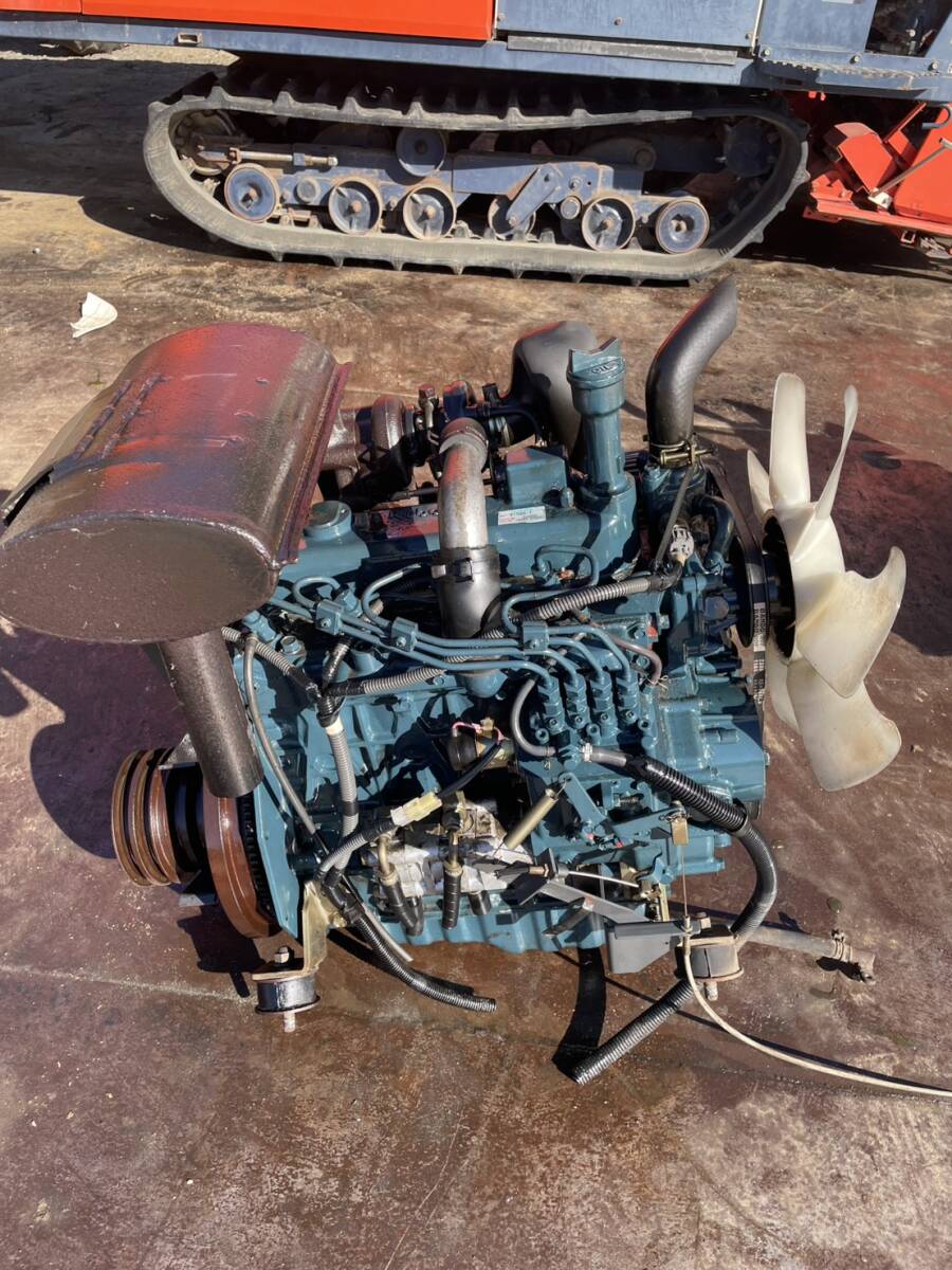 Yahoo!オークション - 【埼玉県杉戸町】クボタ/KUBOTA 4気筒 ディーゼ...