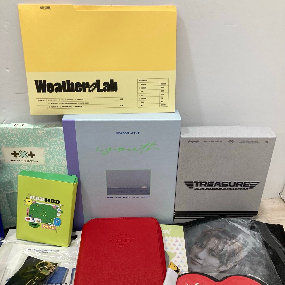 Yahoo!オークション - K-pop 男性 韓国 韓流 約17kg ( 2PM 東方神起 EN...