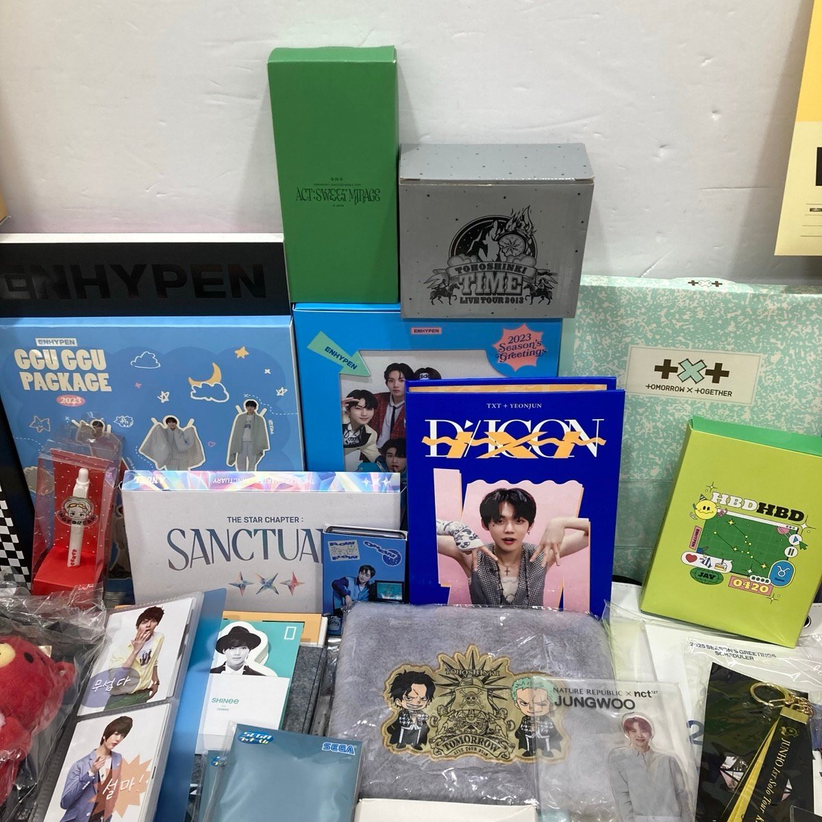 Yahoo!オークション - K-pop 男性 韓国 韓流 約17kg ( 2PM 東方神起 EN...