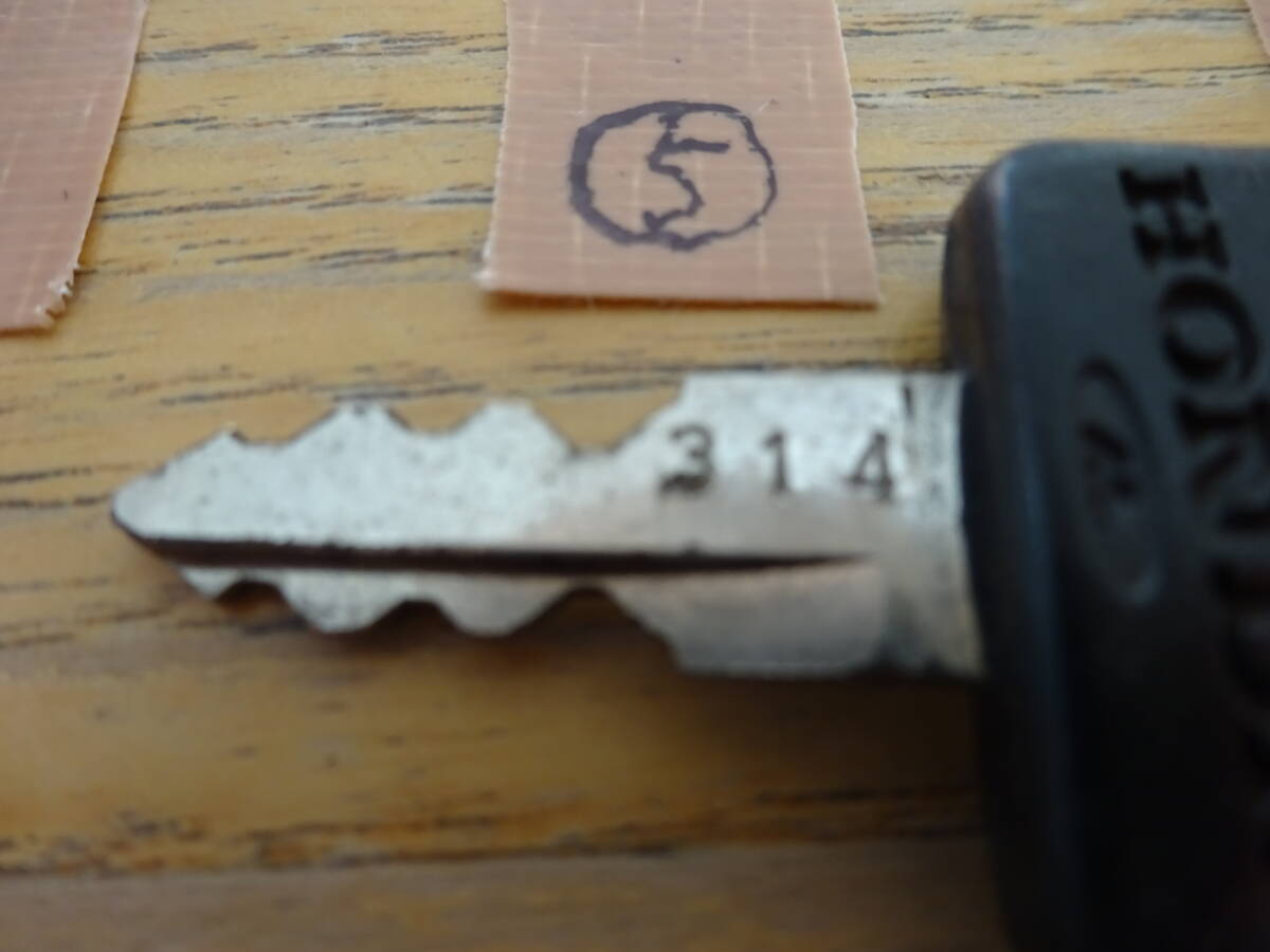 Yahoo!オークション - 中古ホンダ純正キー 旧ロゴ スクーターなどミニ...