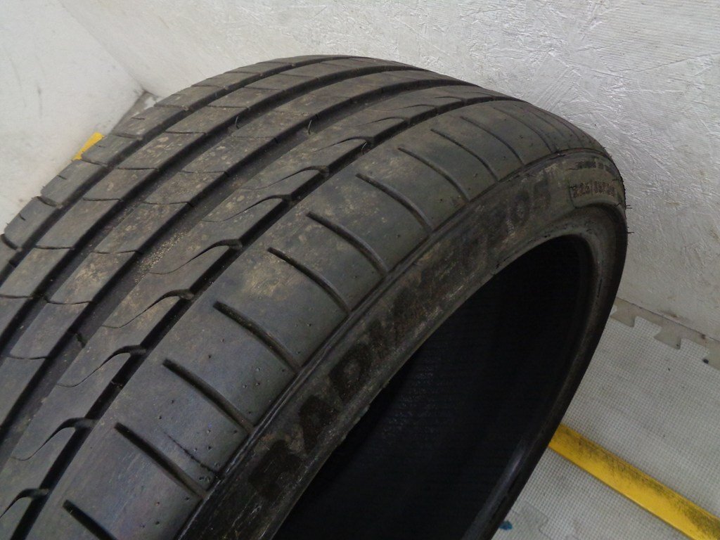 Yahoo!オークション - (No.A) 225/35ZR19 88Y MINERVA RADIAL F205 バ...