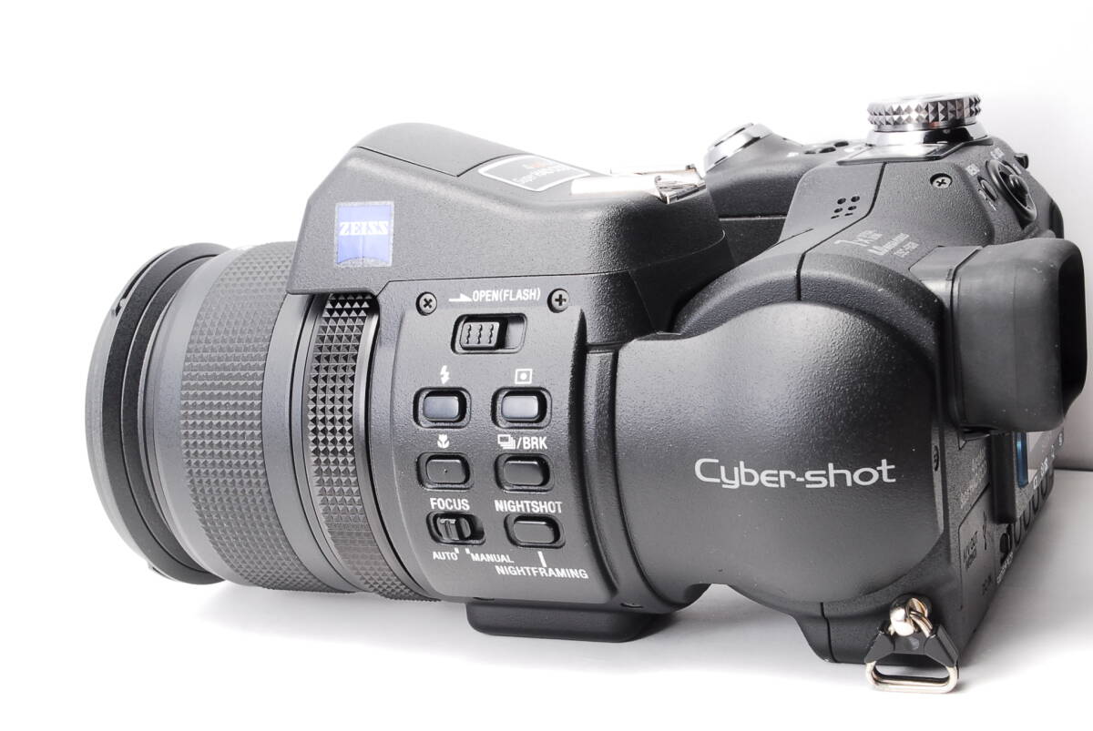 Yahoo!オークション - 〓使用感なく非常に綺麗〓ソニー SONY Cyber-sho...