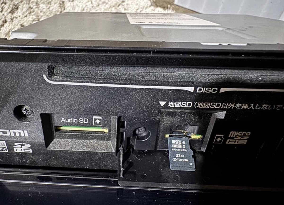 Yahoo!オークション - トヨタ純正9インチメモリーナビ NSZT-Y68T セキ...