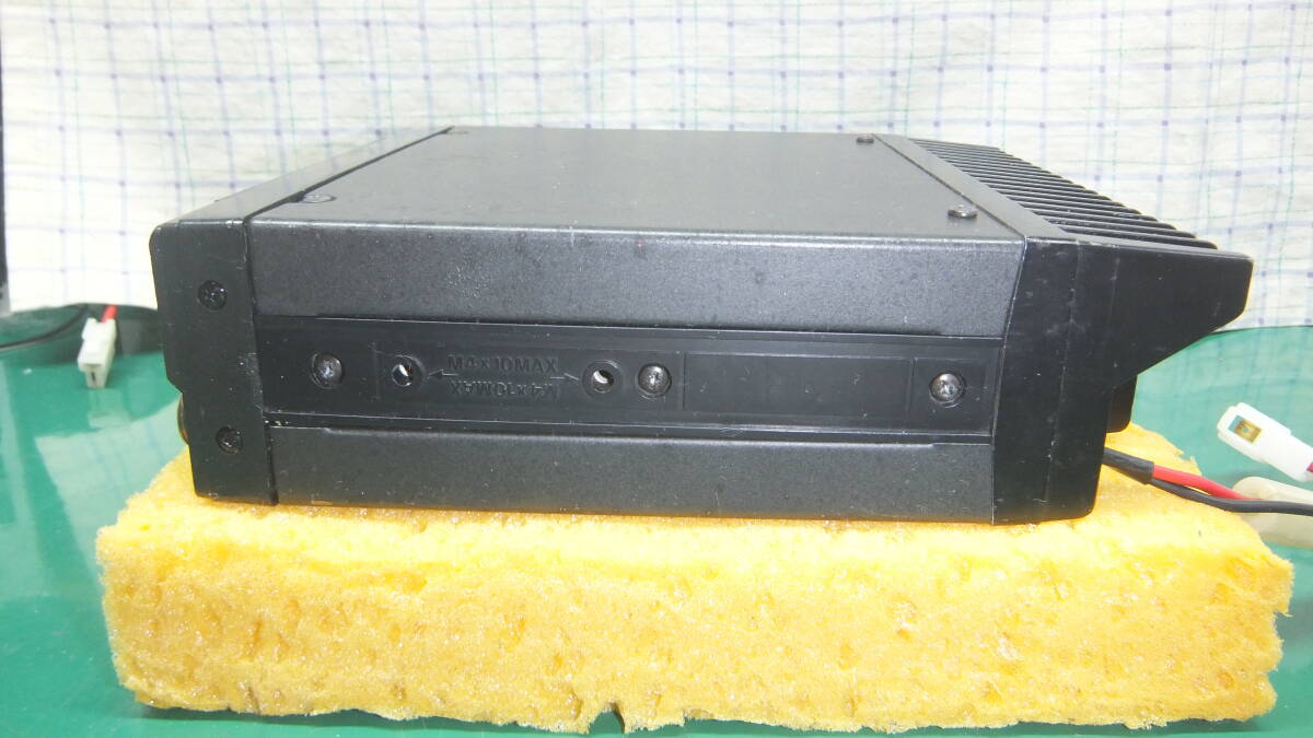 Yahoo!オークション - KENWOOD 430MHz用車載オールモード無線機 TR-85...