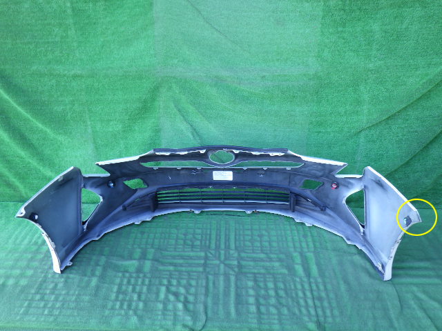 Yahoo!オークション - ZVW50 ZVW51 ZVW55前期 プリウス 純正フロント ...