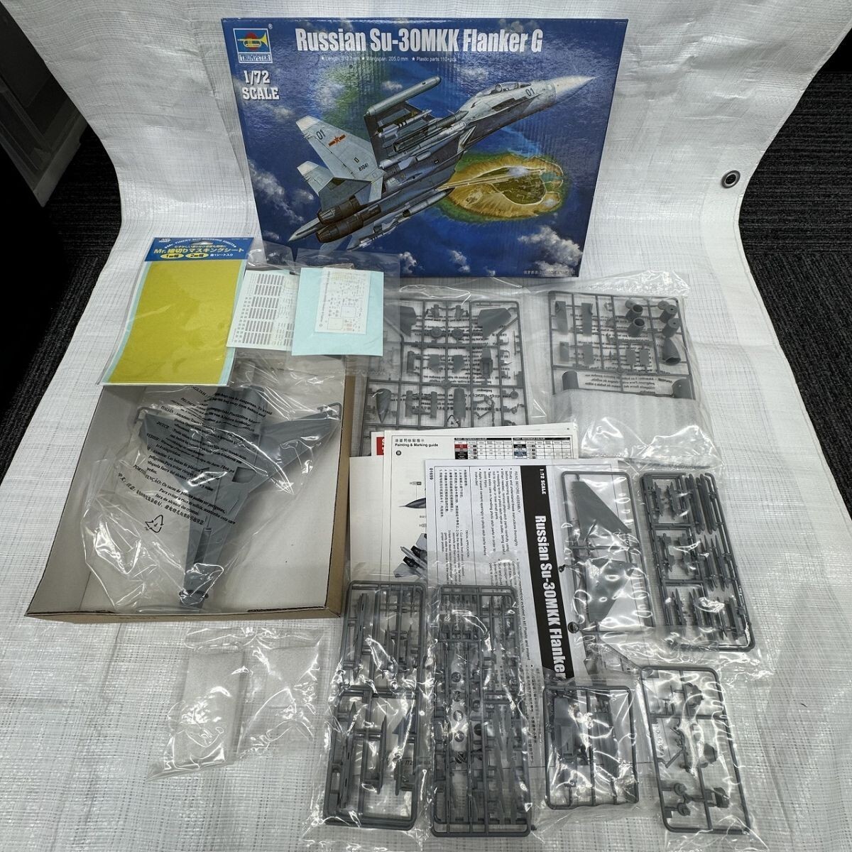 Yahoo!オークション - E466-I72-1854 【未組立】 MIC-29UB BOEING X-32...