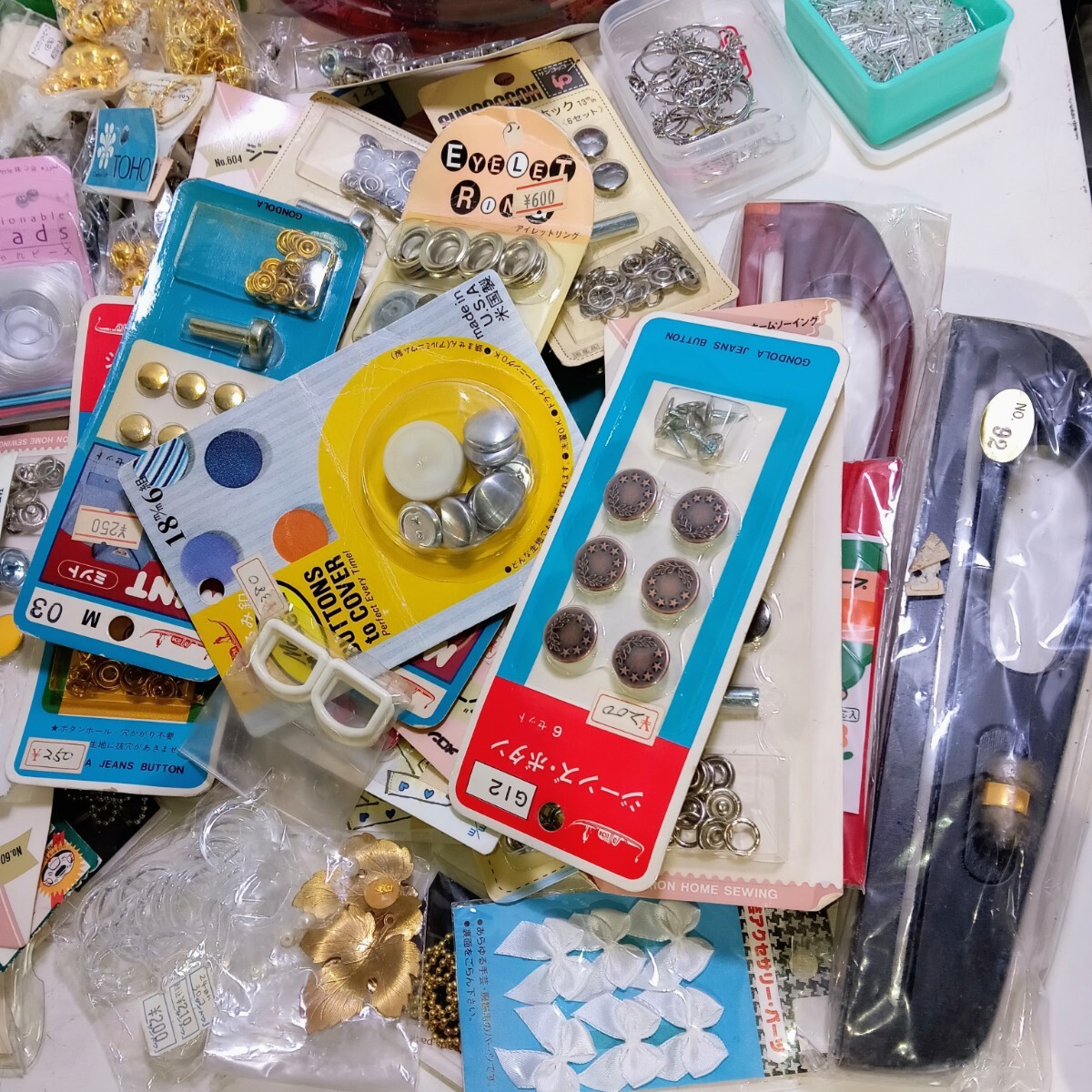 Yahoo!オークション - 【1円スタート】 手芸用品 大量 まとめ ハンド...