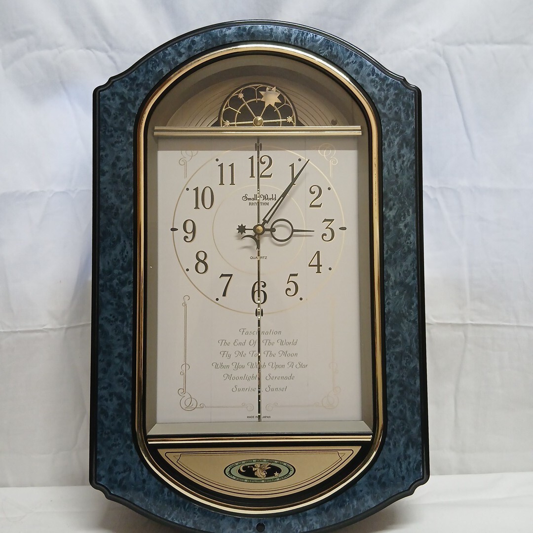 Yahoo!オークション - スモールワールド 壁掛け時計 約54.4×35×11cm ...