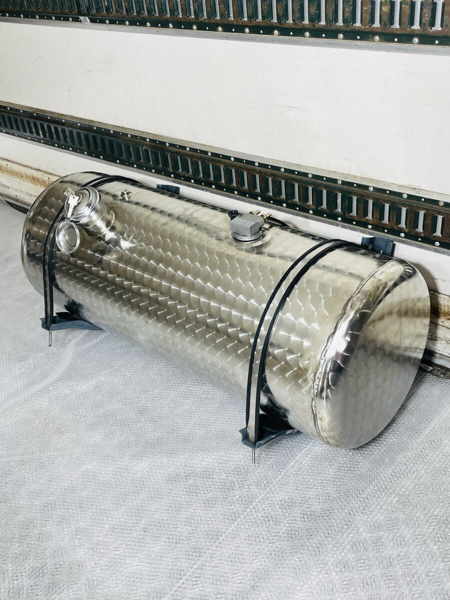 Yahoo!オークション - ウロコ 鱗 大型 中型 トラック 丸メイン 丸燃料...