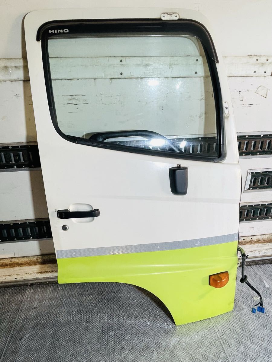 Yahoo!オークション - 純正 日野 レンジャー ドア ヒンジ付き 右側 右 ...