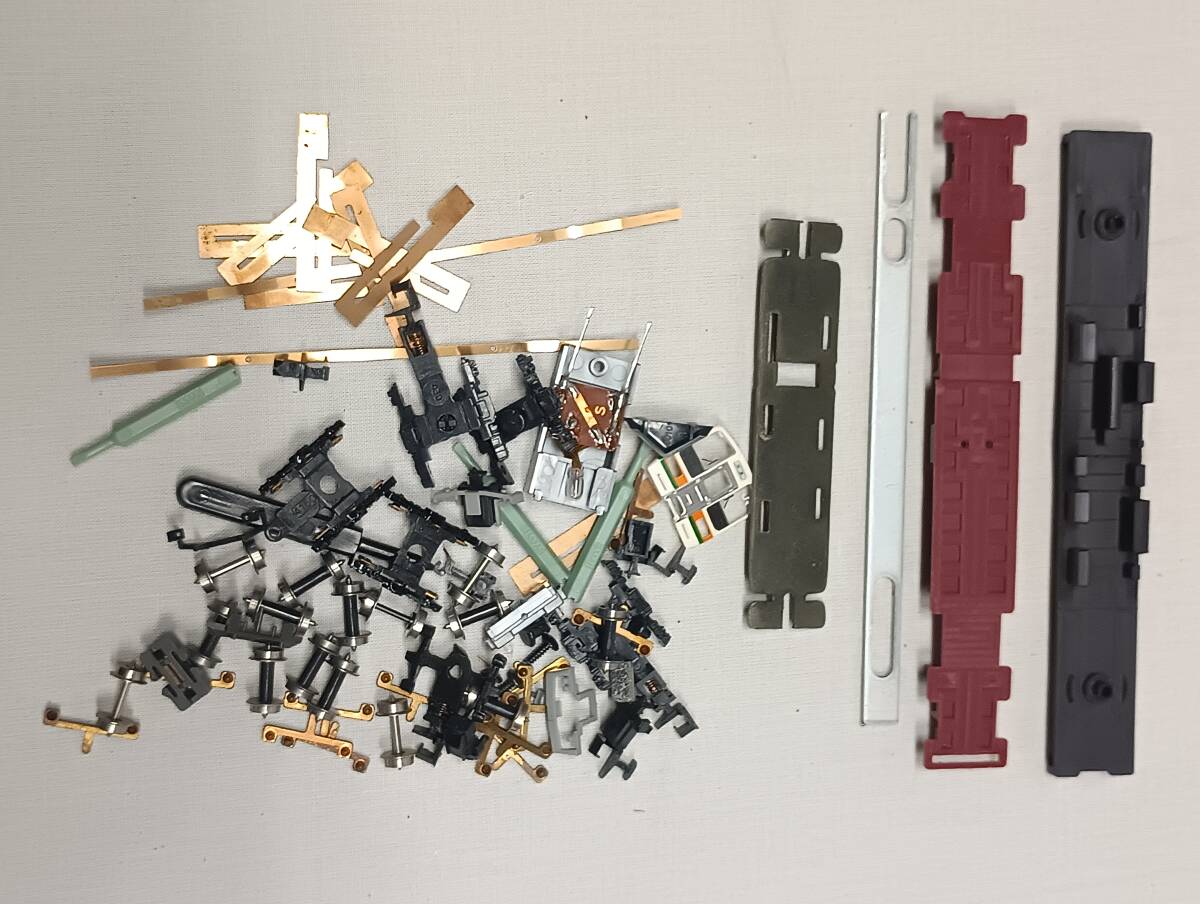 【樂淘letao】日本代購代標第一品牌－い 鉄道模型 Nゲージ 完成車体7個 他いろいろまとめて 中古