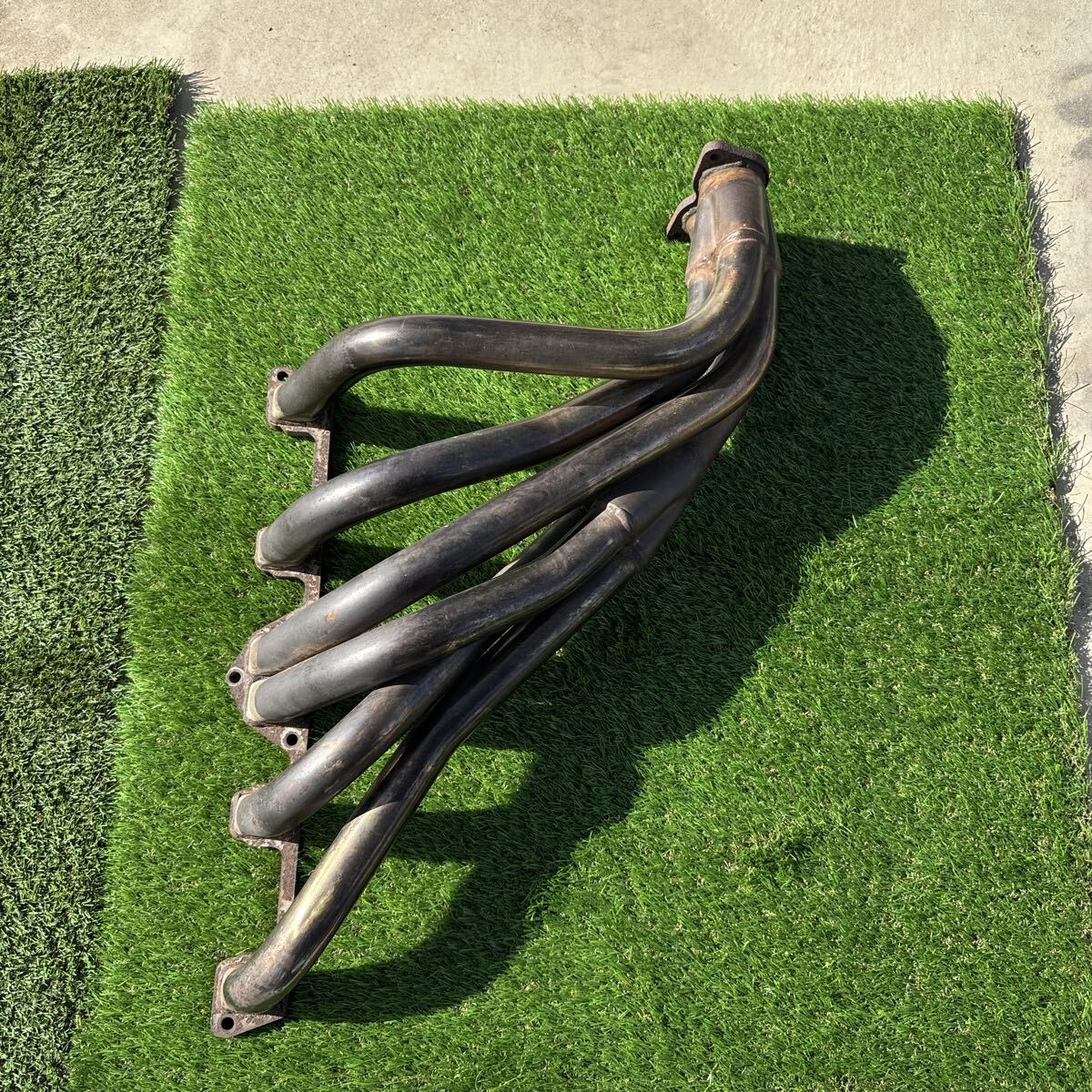 Yahoo!オークション - ハコスカで使用 エキゾーストマニホールド メー...