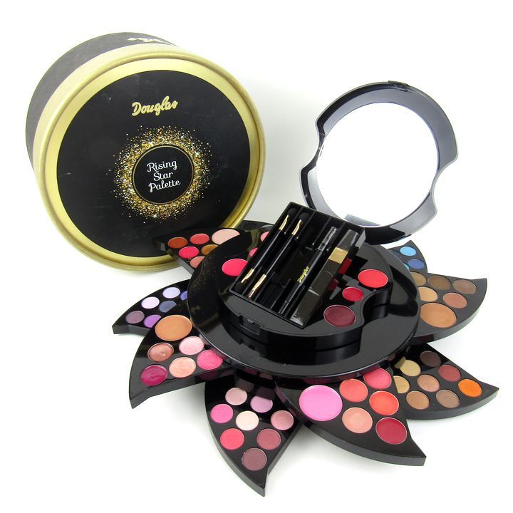 Yahoo!オークション - ダグラス ライジングスターパレット アイシャド...