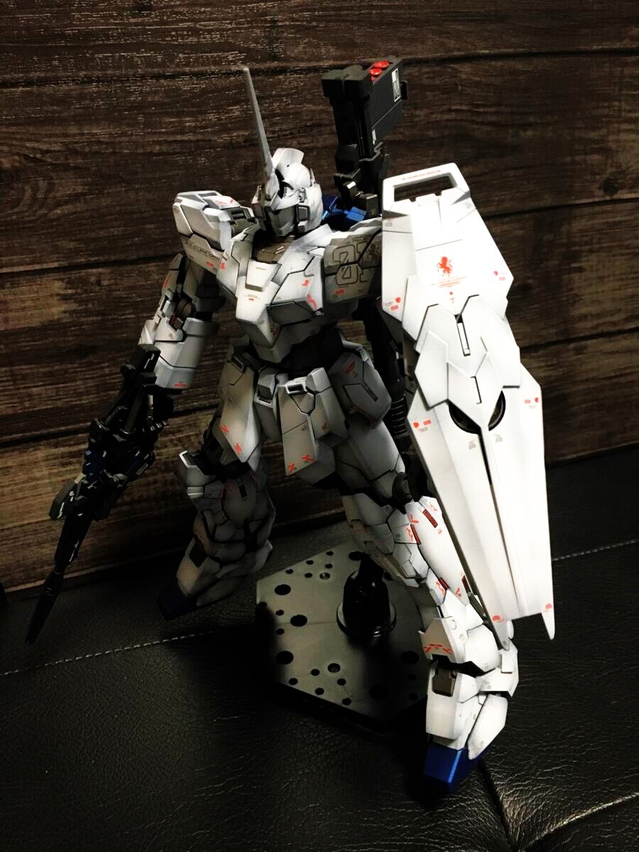 Yahoo!オークション - 機動戦士ガンダムUC MG 1/100 RX-0 ユニコーンガ...