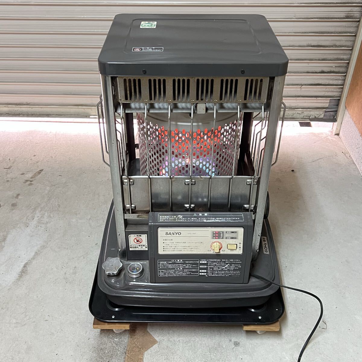 Yahoo!オークション - 稼働品 SANYO サンヨー 業務用 大型 石油ストー...