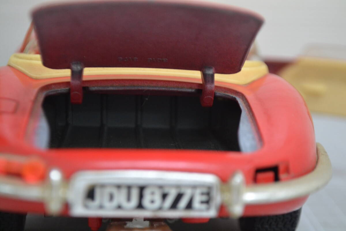 Yahoo!オークション - B6）ジャガー ダイキャストモデル ブラーゴ JAGU...