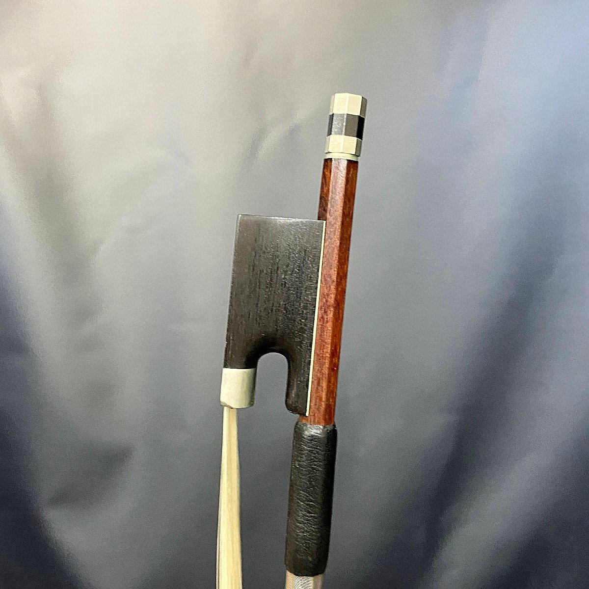 Yahoo!オークション - 【 C 】6295 W-SEIFERT 型番不明 チェロ弓 ザイ...