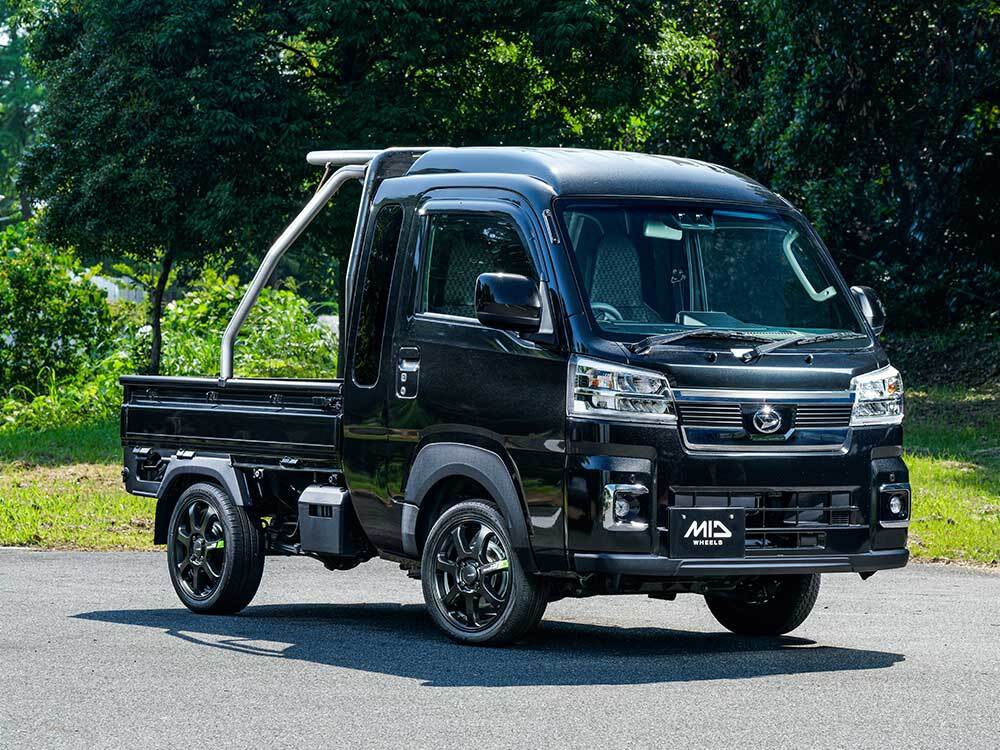 Yahoo!オークション - MID RACING/R07 TypeS プリウスα ZVW40/41W 201...