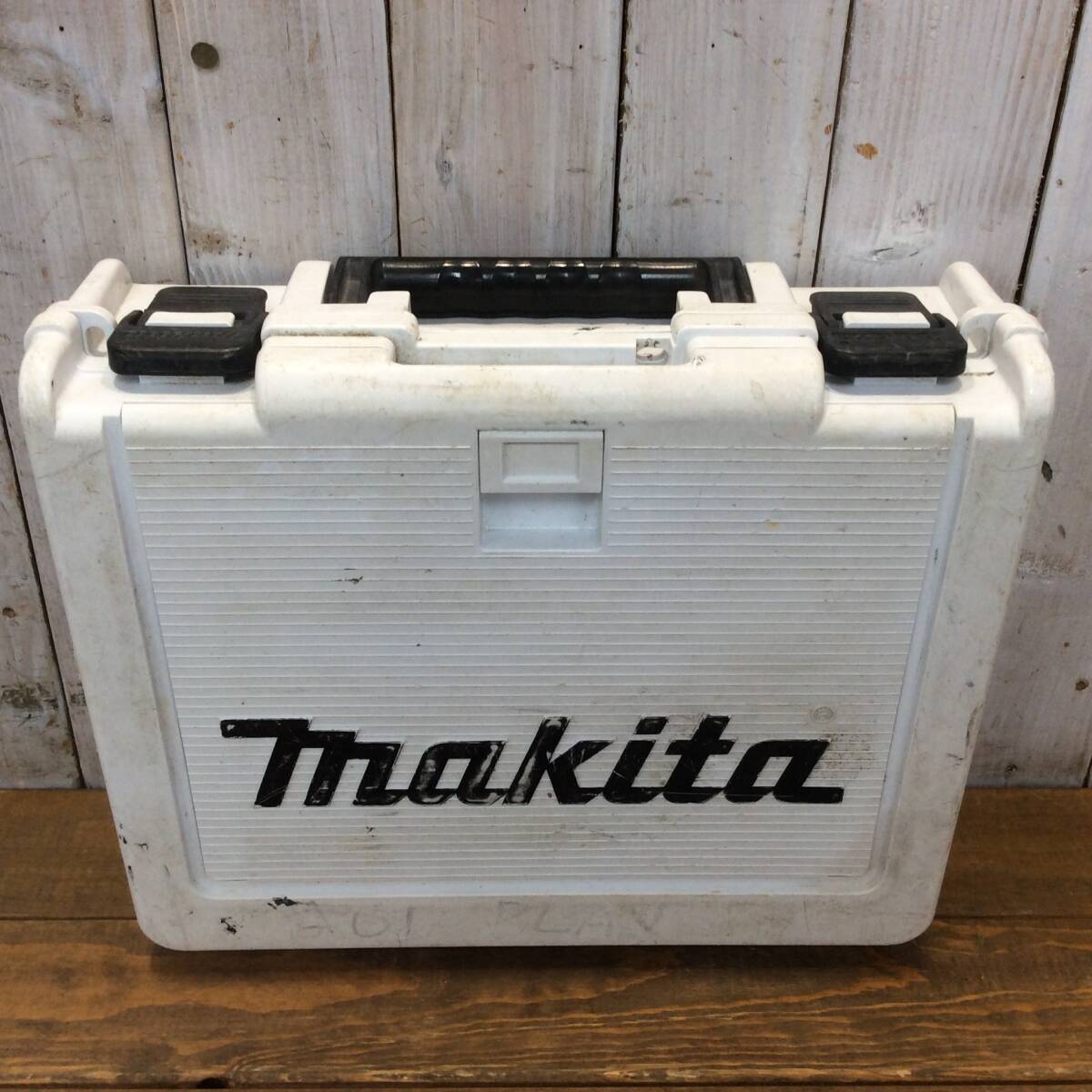 Yahoo!オークション - 【TH-0223】ジャンク品 makita マキタ 充電式イ...