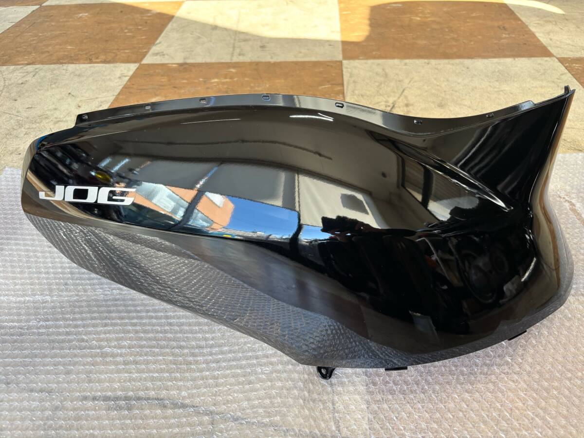 Yahoo!オークション - AY01 JOG シートカウル サイドカバー右 黒 純正...