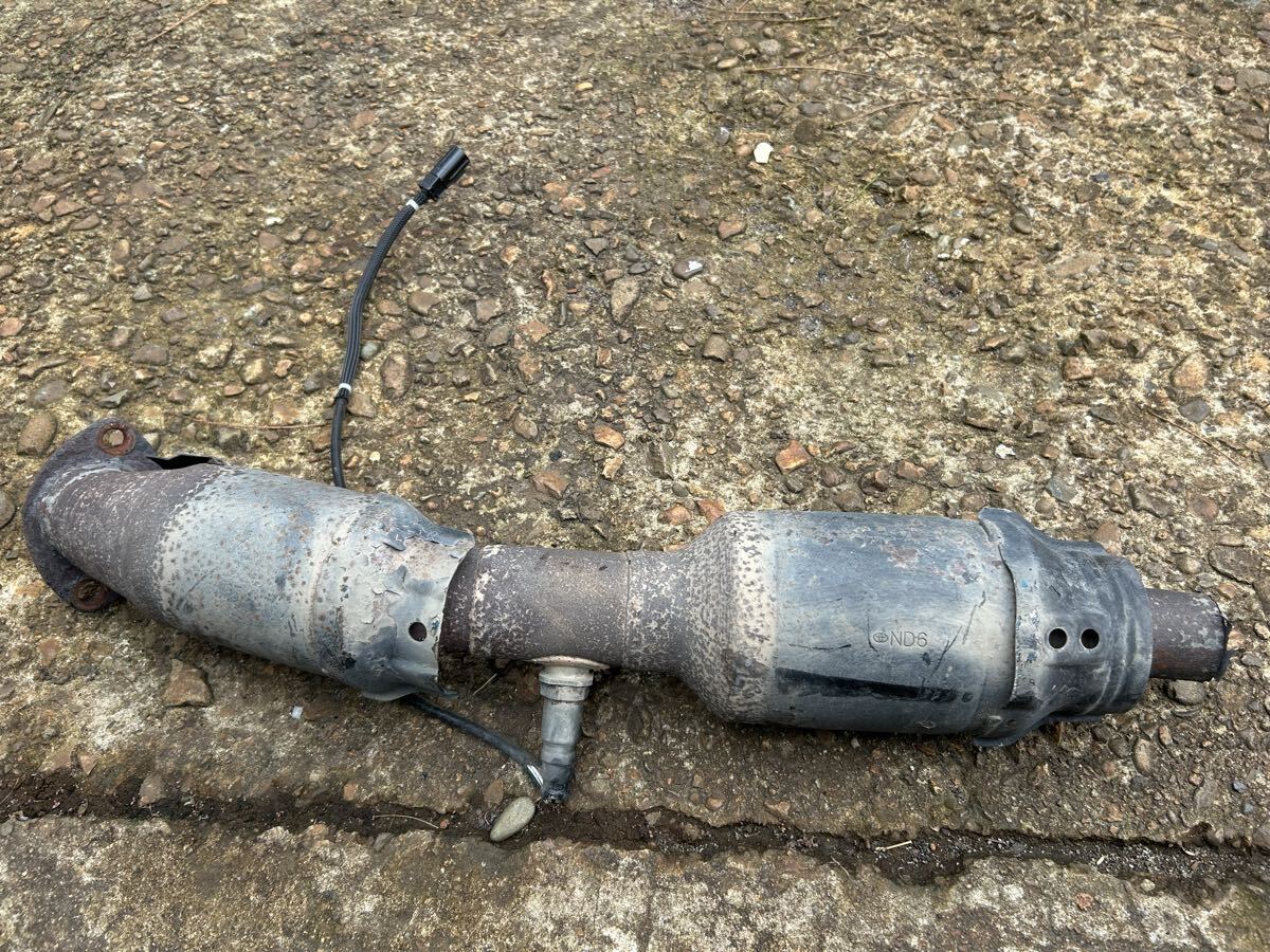 Yahoo!オークション - 触媒 トヨタ ND6 CF8 キャタライザー 素材用 刻...