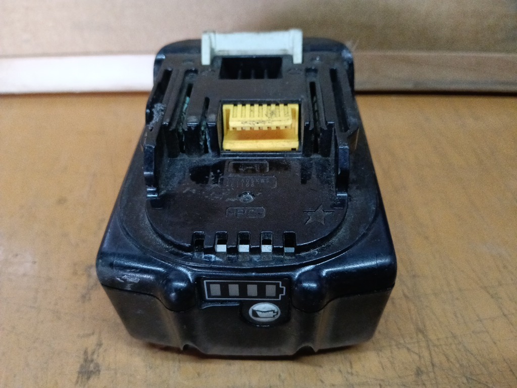 Yahoo!オークション - E367 マキタ BL1860B 18V