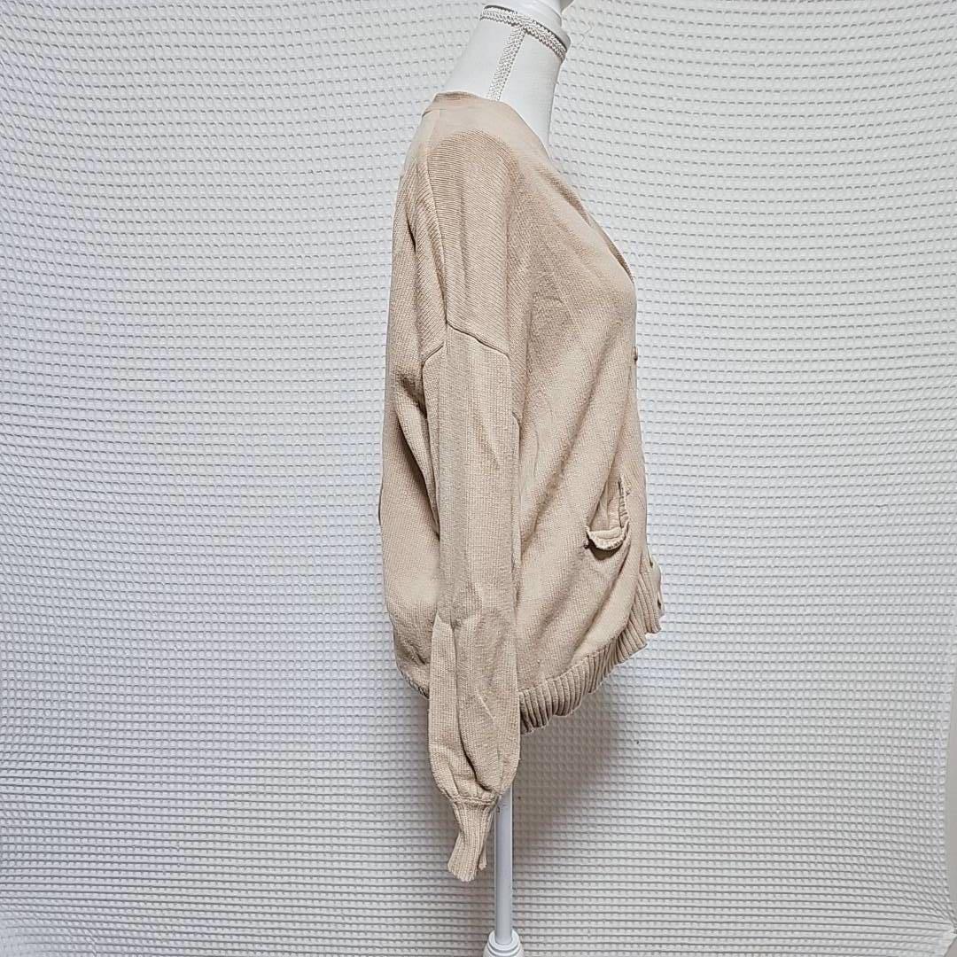 Yahoo!オークション - WE GO ベージュ ボタン付きカーディガン F 19338...