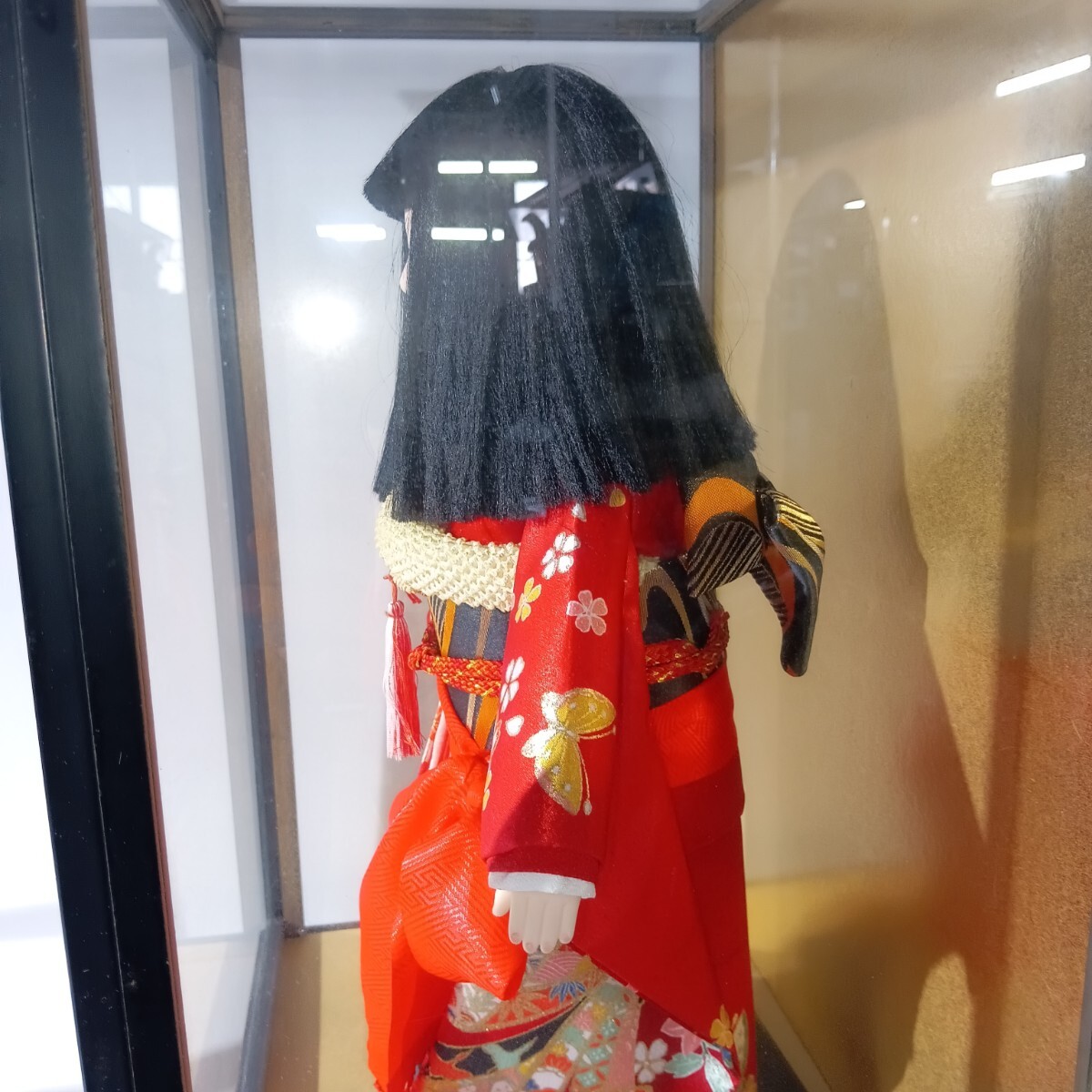 1円スタート 日本人形 市松人形 着物 昭和レトロ 女の子 ガラスケース付 アンティーク 置物 T0040(市松人形)｜売買されたオークション情報、yahooの商品情報をアーカイブ公開 ...