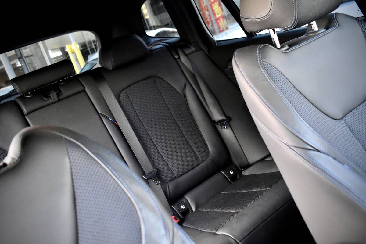 Yahoo!オークション - 【極上車】BMW X3 xDrive20d Mスポーツ 4WD｜201...