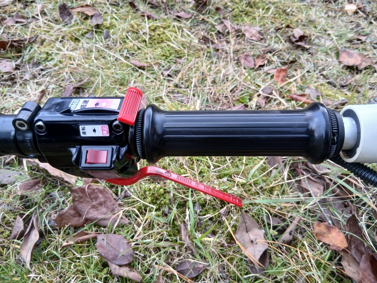 Yahoo!オークション - ゼノア BC2020 草刈機 草刈り機 刈払機 刈り払い...