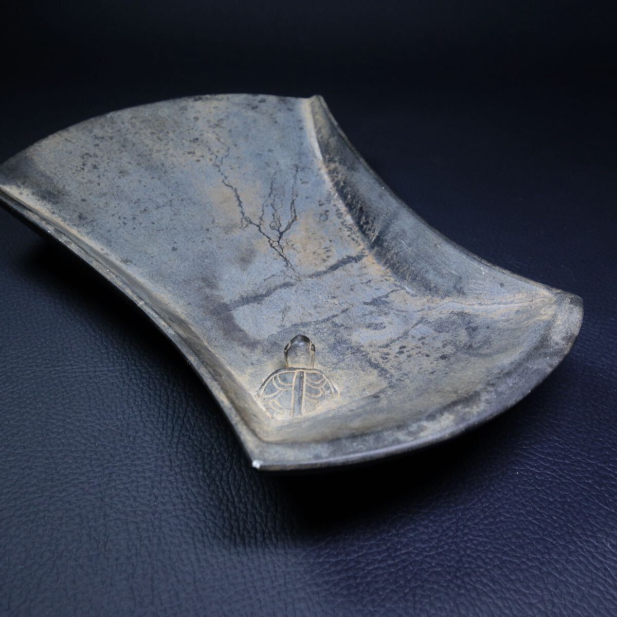 【樂淘letao】日本代購代標第一品牌－唐代 天然石 亀甲模様 石製硯 文房用具 石質きめ細か 中国古美術骨董 時代物 お守り 極細工 古玩 開運 中国古美術骨董 精密 縁起幸運