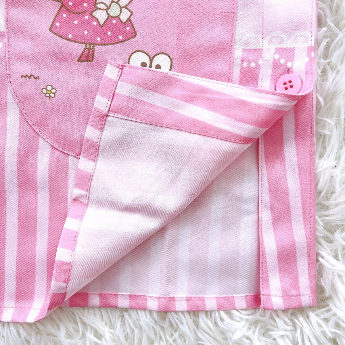 Yahoo!オークション - エプロン/サンリオキャラクターズ/M〜L/ピンク...