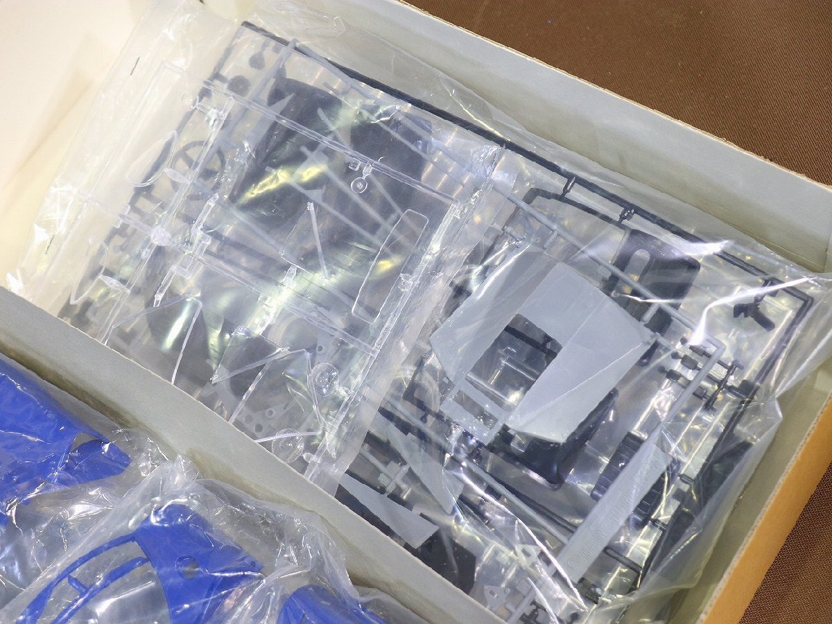 Yahoo!オークション - 【質Banana】未組立保管品 タミヤ LOLA T-70 Mk...