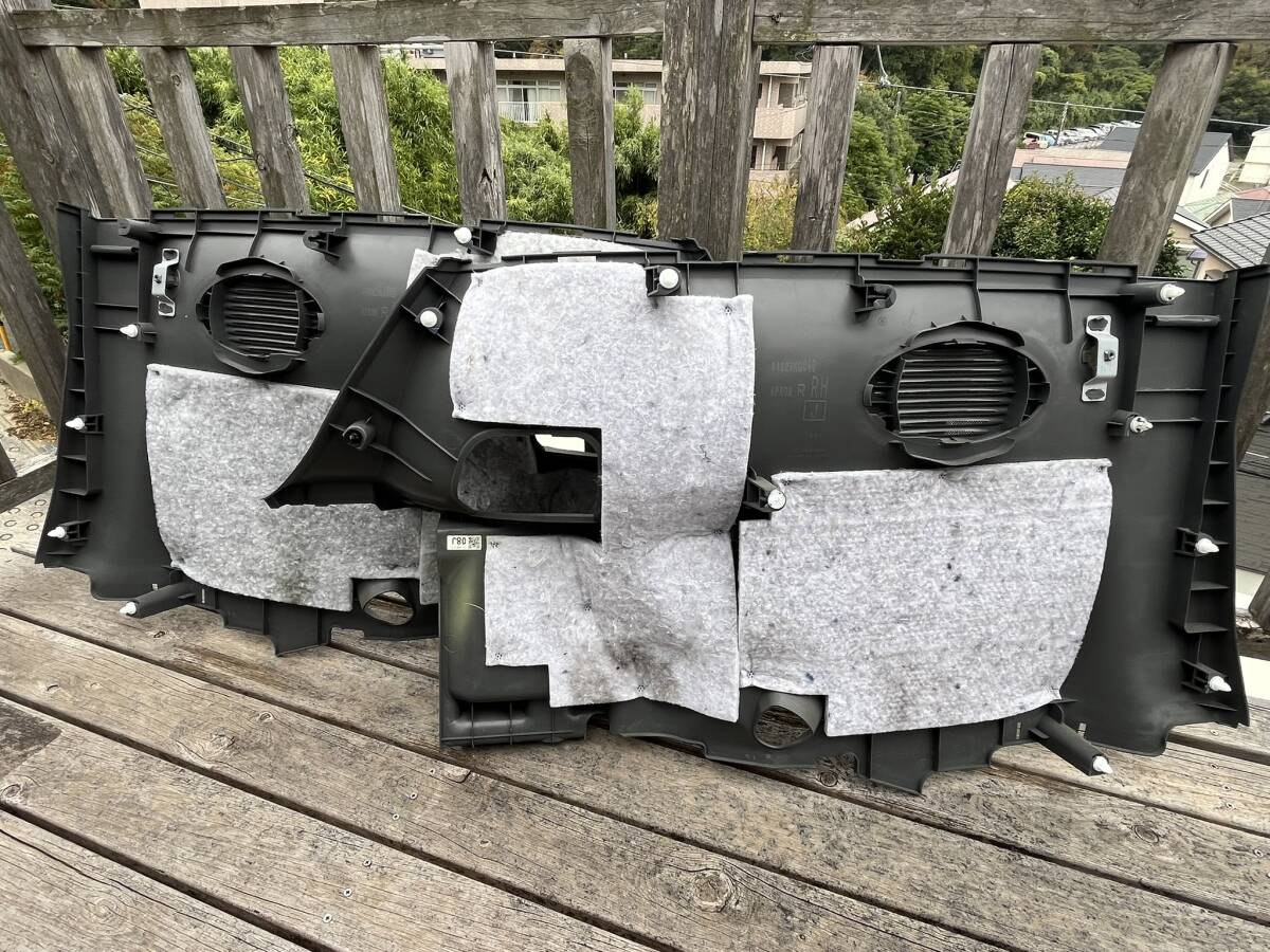 Yahoo!オークション - SUBARU スバル R1 純正 リアスピーカーパネル