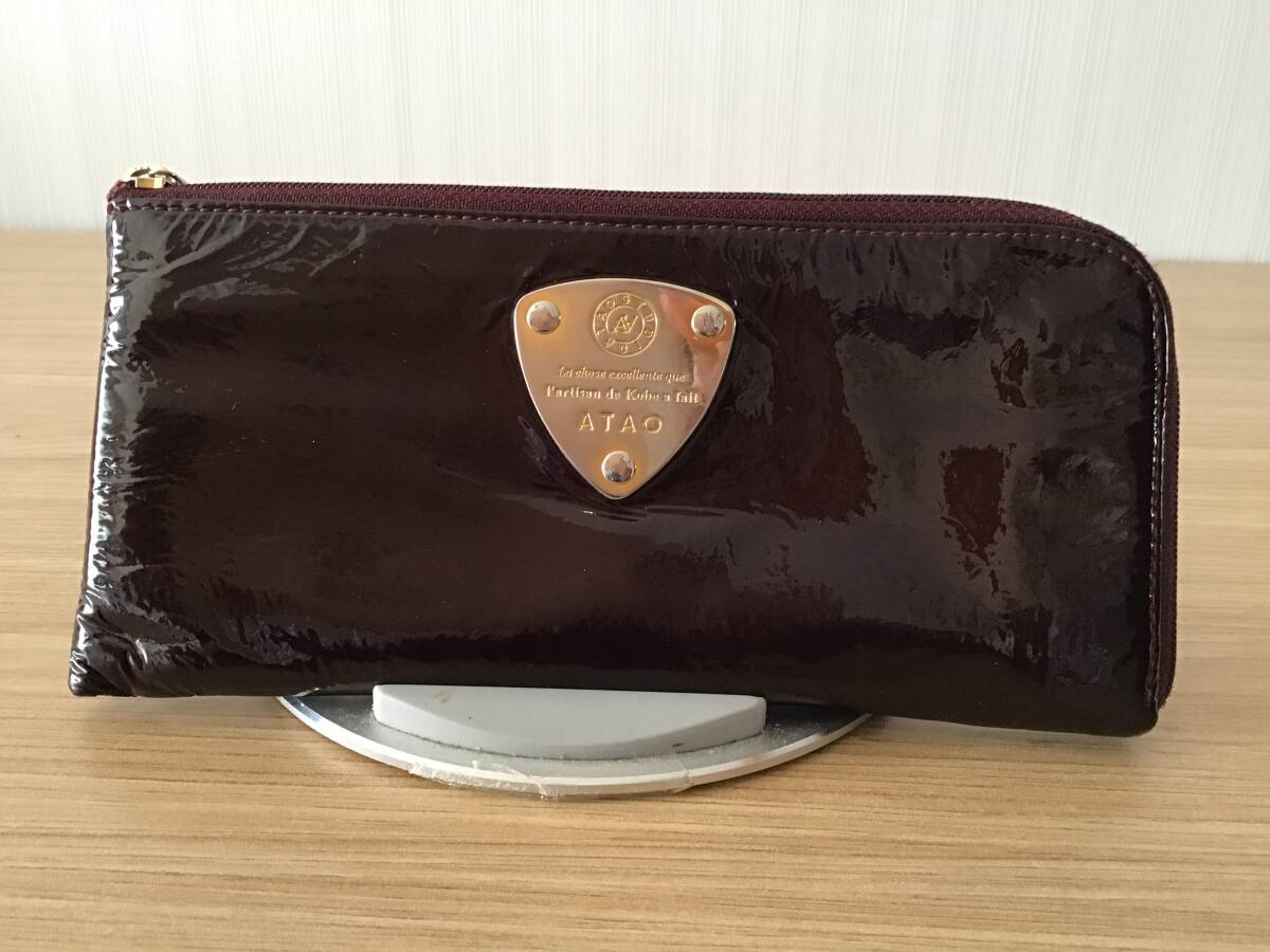 Yahoo!オークション - ATAOの本革エナメルL字ファスナー長財布 ボルド...