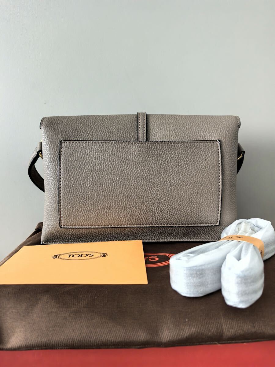 Yahoo!オークション - TOD'S タイムレスショルダーバッグ トッズ T タ...