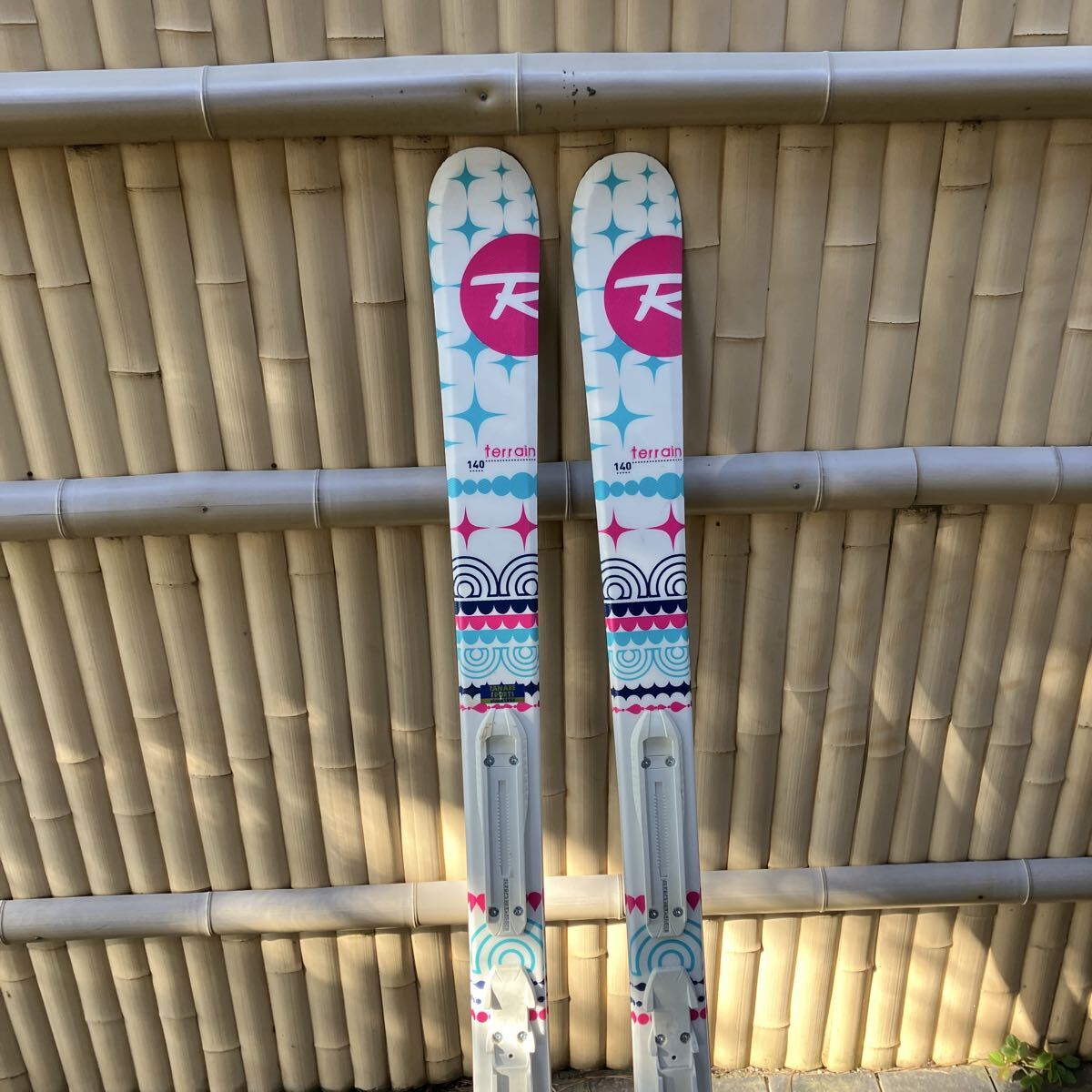 Yahoo!オークション - 子供用スキー板 長さ140センチ ロシニョール