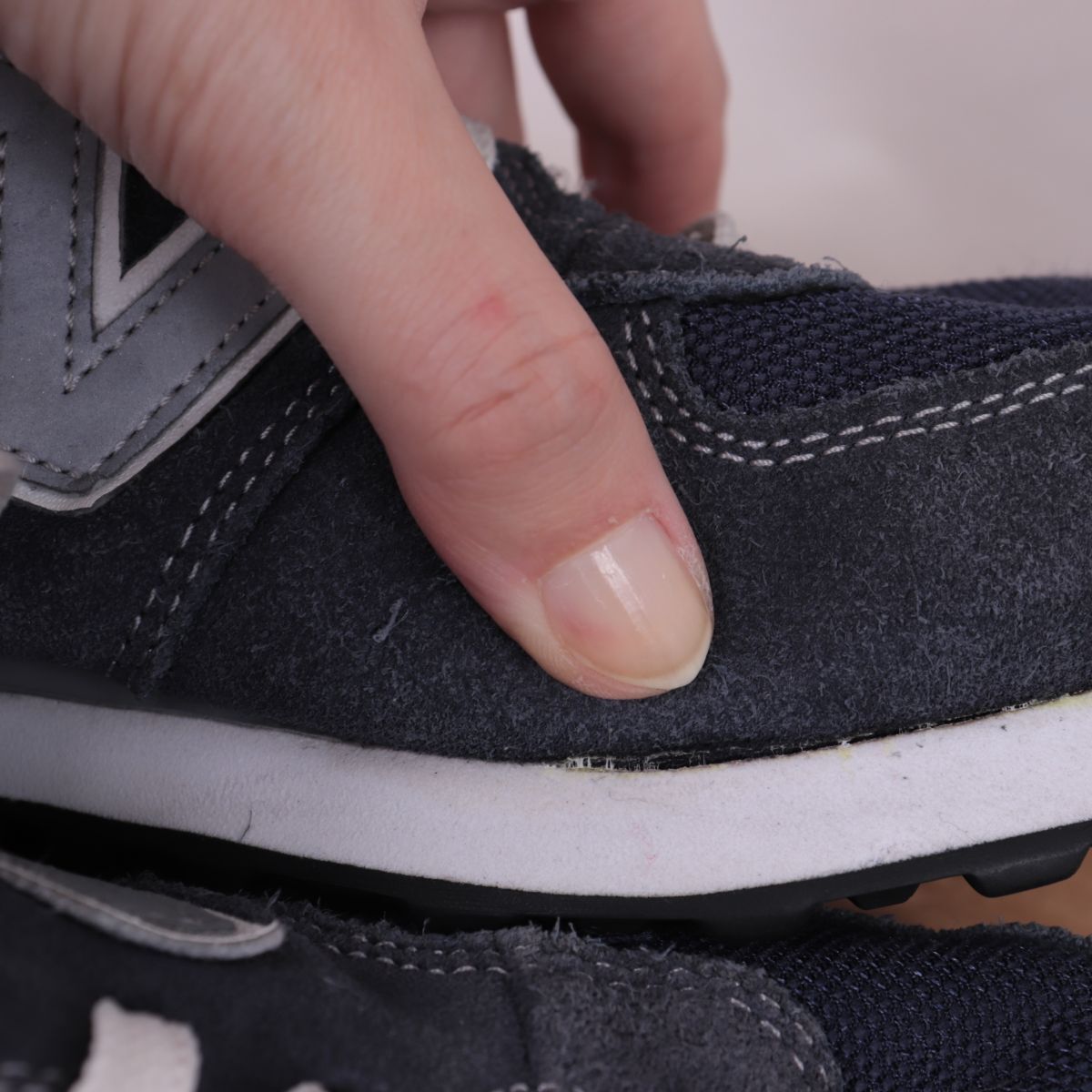 Yahoo!オークション - z3522【574】ニューバランス US7.5 25.5cm/紺 ダ...