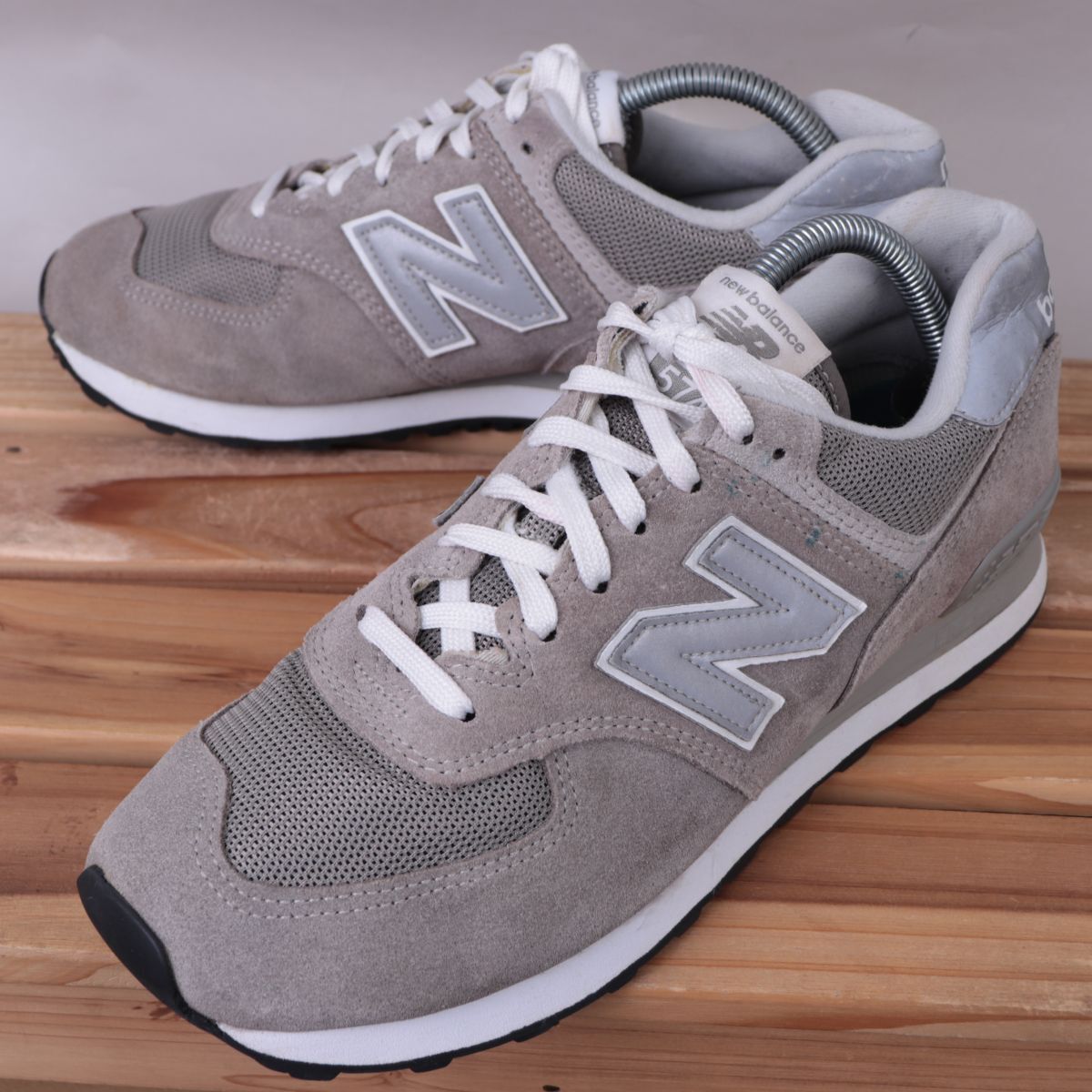 Yahoo!オークション - z3568【574】ニューバランス US9 27.0cm/灰 グレ...