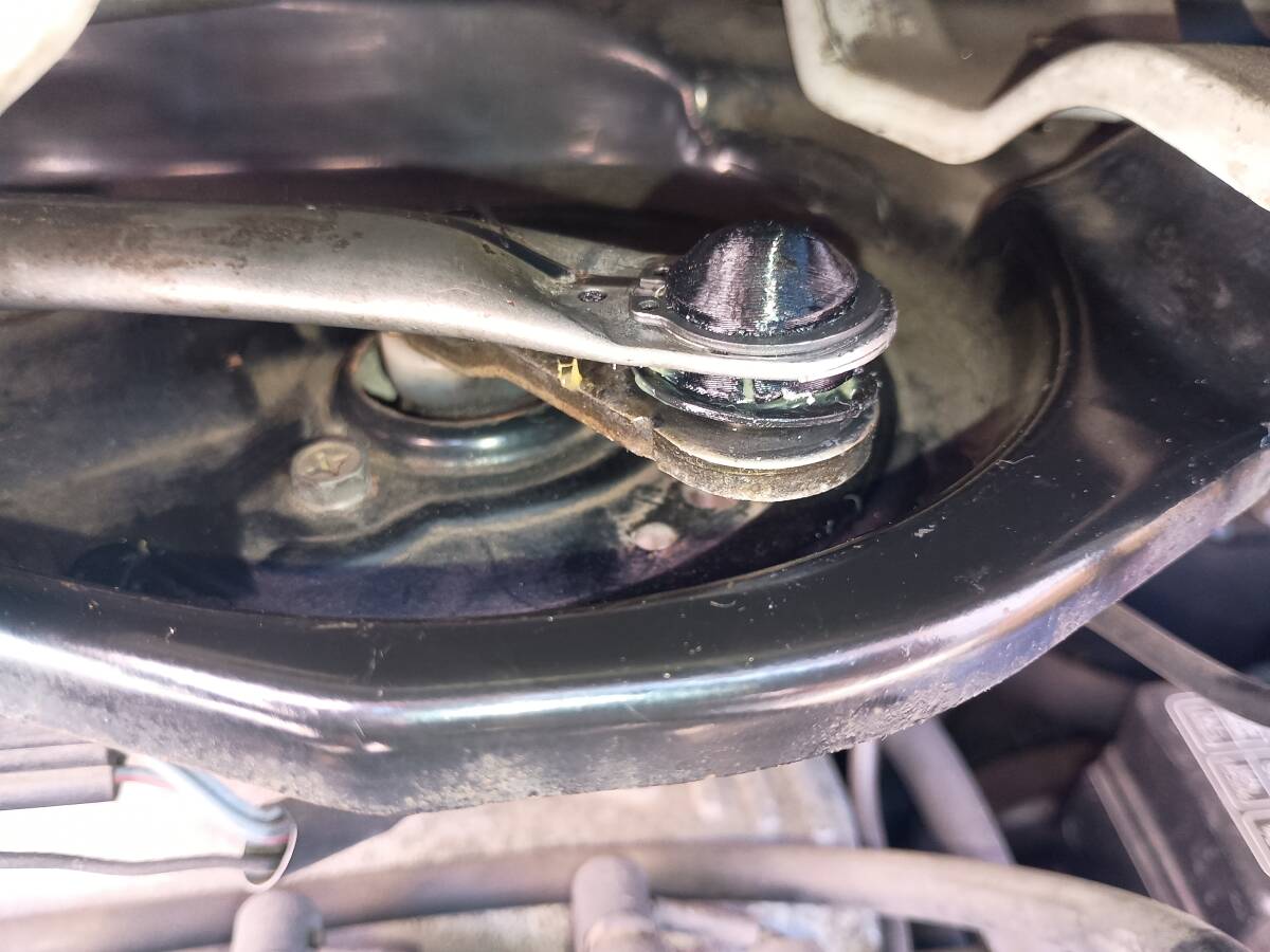 三菱 MITSUBISHI デリカスペースギア PD6W PD8W L400 ワイパーリンク用 ブッシュ(三菱用)｜売買されたオークション情報、yahooの商品情報をアーカイブ公開 ...