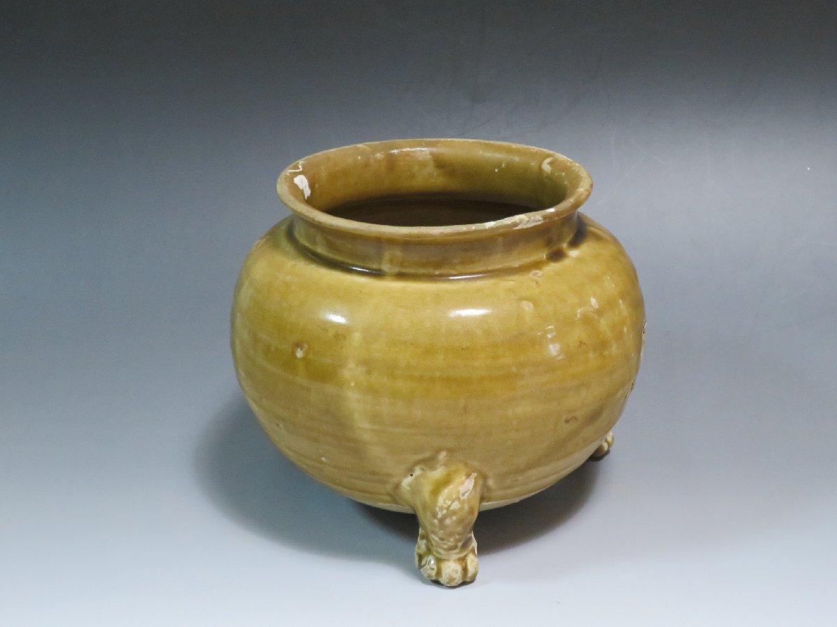【樂淘letao】日本代購代標第一品牌－黄釉三足壷 隋～唐時代 中国古玩 アンティーク 骨董品 C247