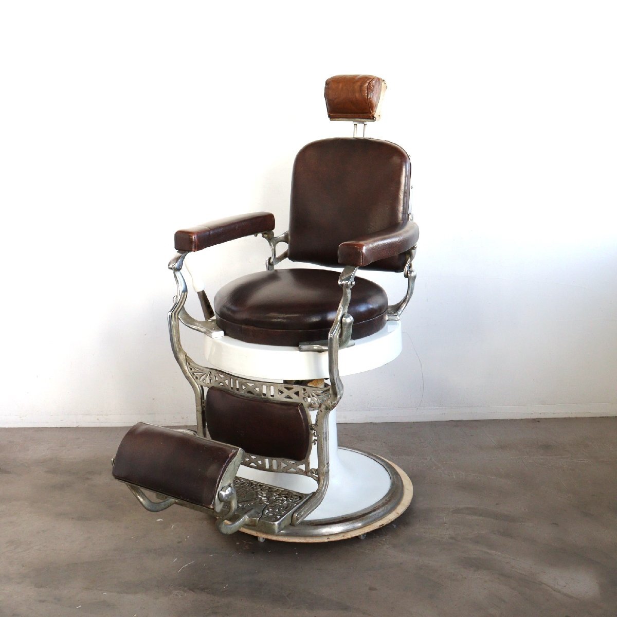 Yahoo!オークション - 1920s koken アンティーク バーバーチェア コー...