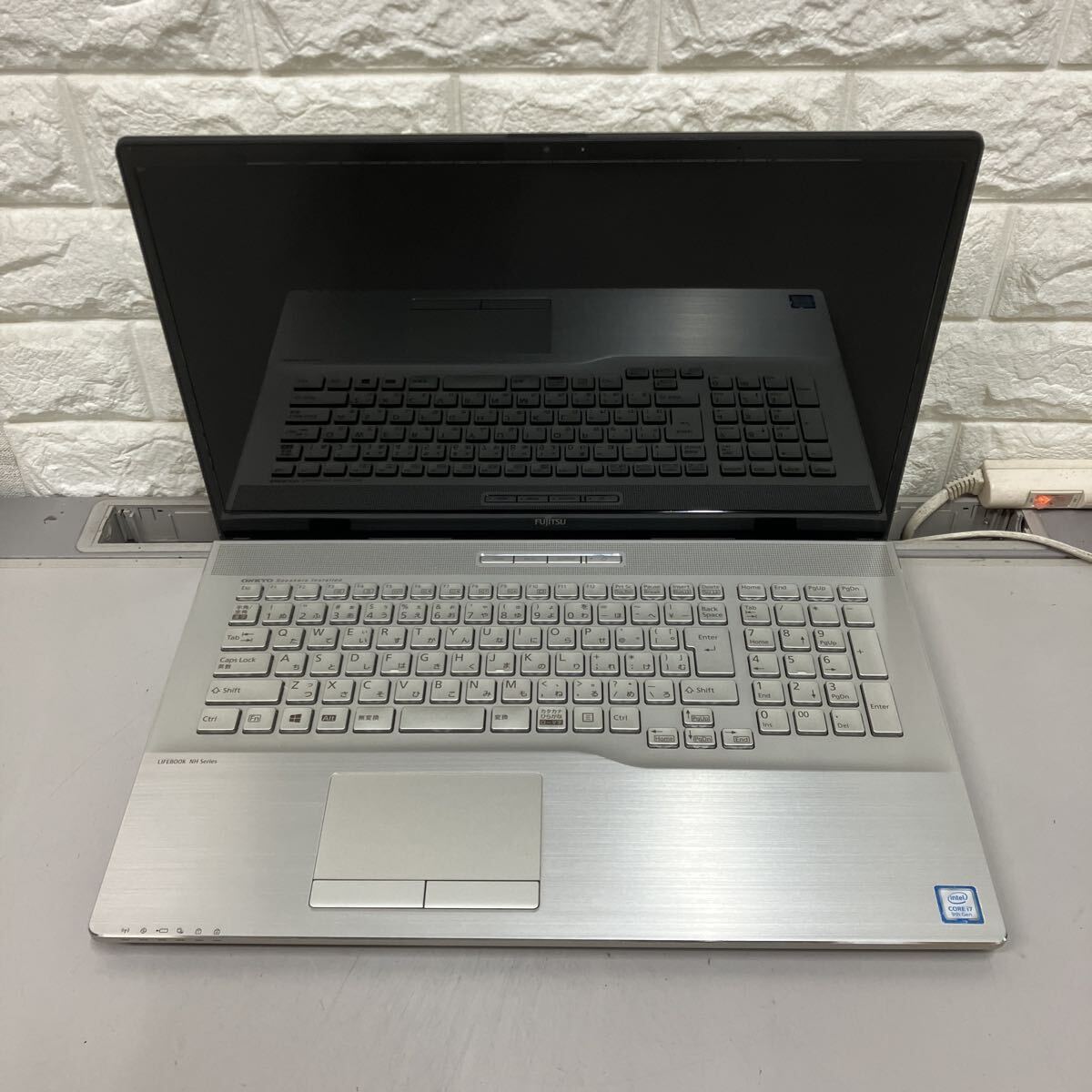 Yahoo!オークション - B185 富士通 LIFEBOOK WN1/D2 FMVWD2N17D Core i...