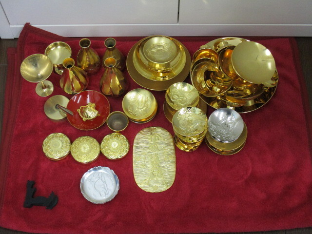 Yahoo!オークション - 金杯他 メッキ製品 おまとめ 詳細不明 約6.3Kg ...