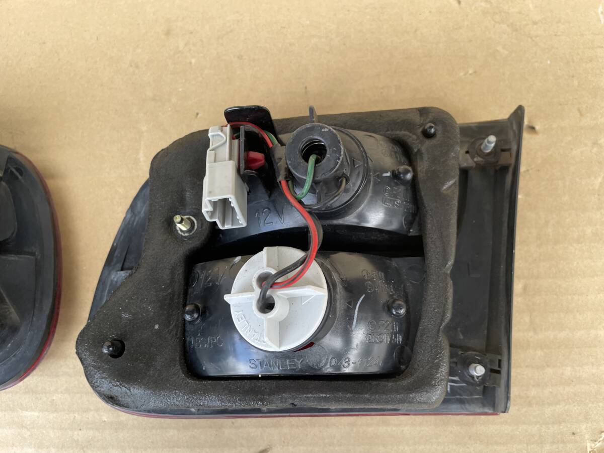 ホンダ 純正 EG6 シビック 左右テールライト テールランプ 内側 STANLEY 043-1124(テールライト)｜売買されたオークション情報、yahooの商品情報をアーカイブ公開 ...