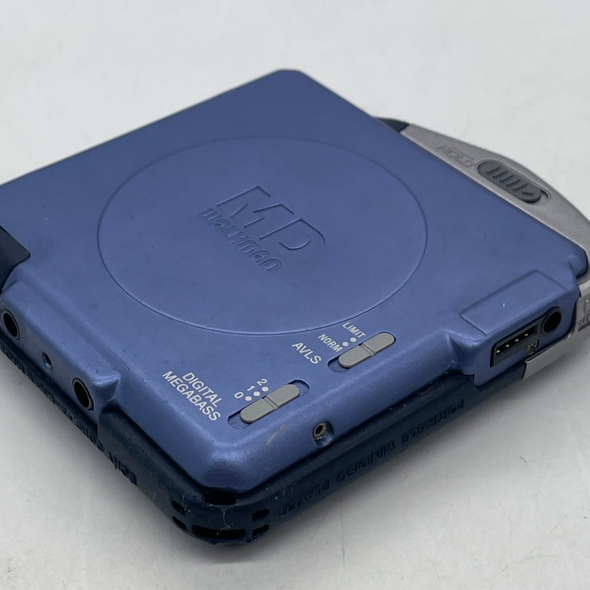 Yahoo!オークション - 【80】500円～ソニーのポータブルMDプレーヤー M...