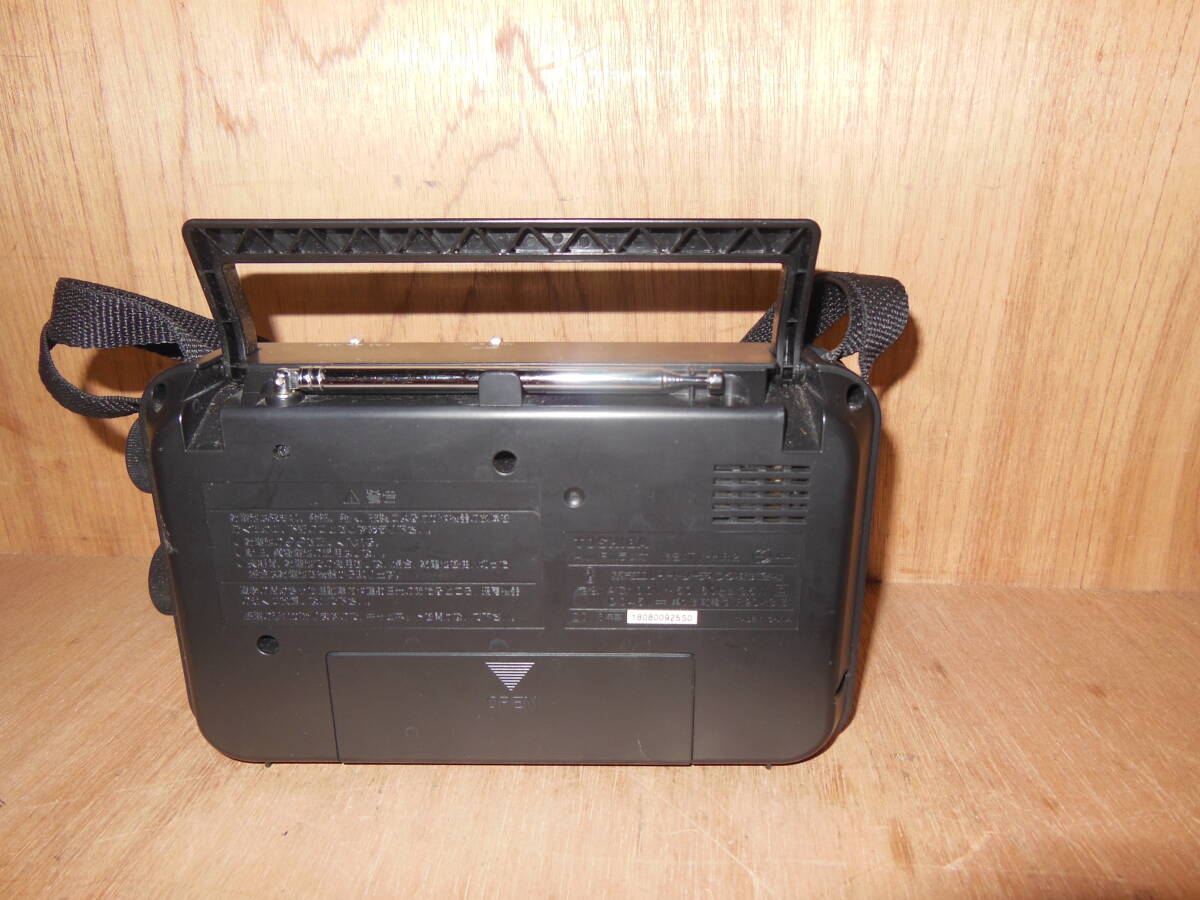 Yahoo!オークション - 10.- TOSHIBA 東芝 AM/FM ポータブルラジオ TY-H...