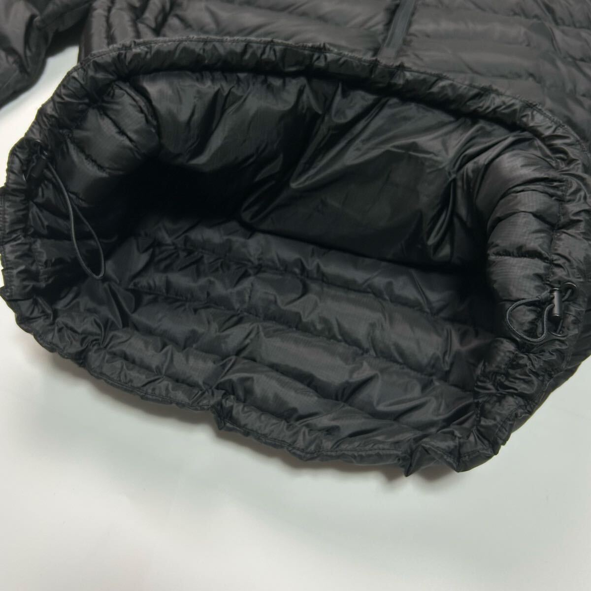 【樂淘letao】日本代購代標第一品牌－美品★ XLサイズ dunhill ダンヒル ハーフジッププルオーバー ダウンジャケット イタリア製 ライトウェイト 90％ダウン ブラック 黒 上着