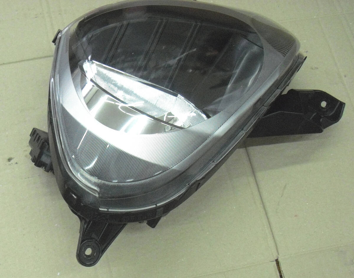 Yahoo!オークション - 中古 ダイハツ 純正 ヘッドライト ミラ イース ...